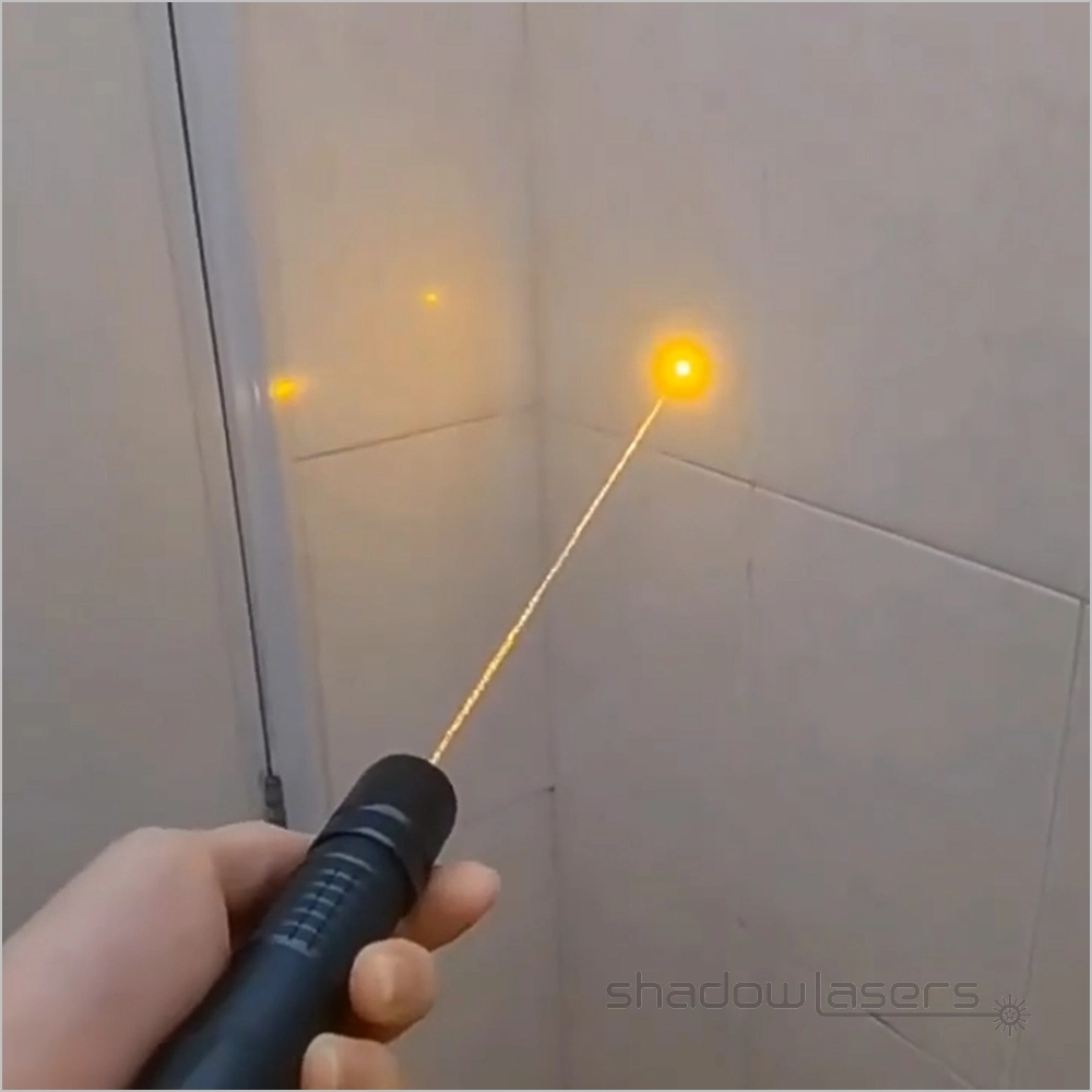 yellow laser pointer pen