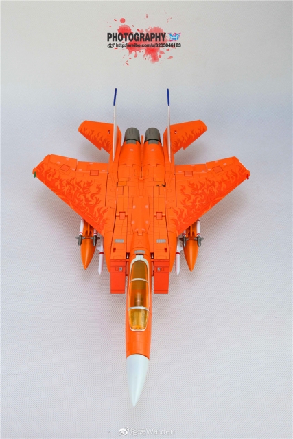 Free shipping! Robot Hero CG-05 Oversized Sunstorm,Pre-order