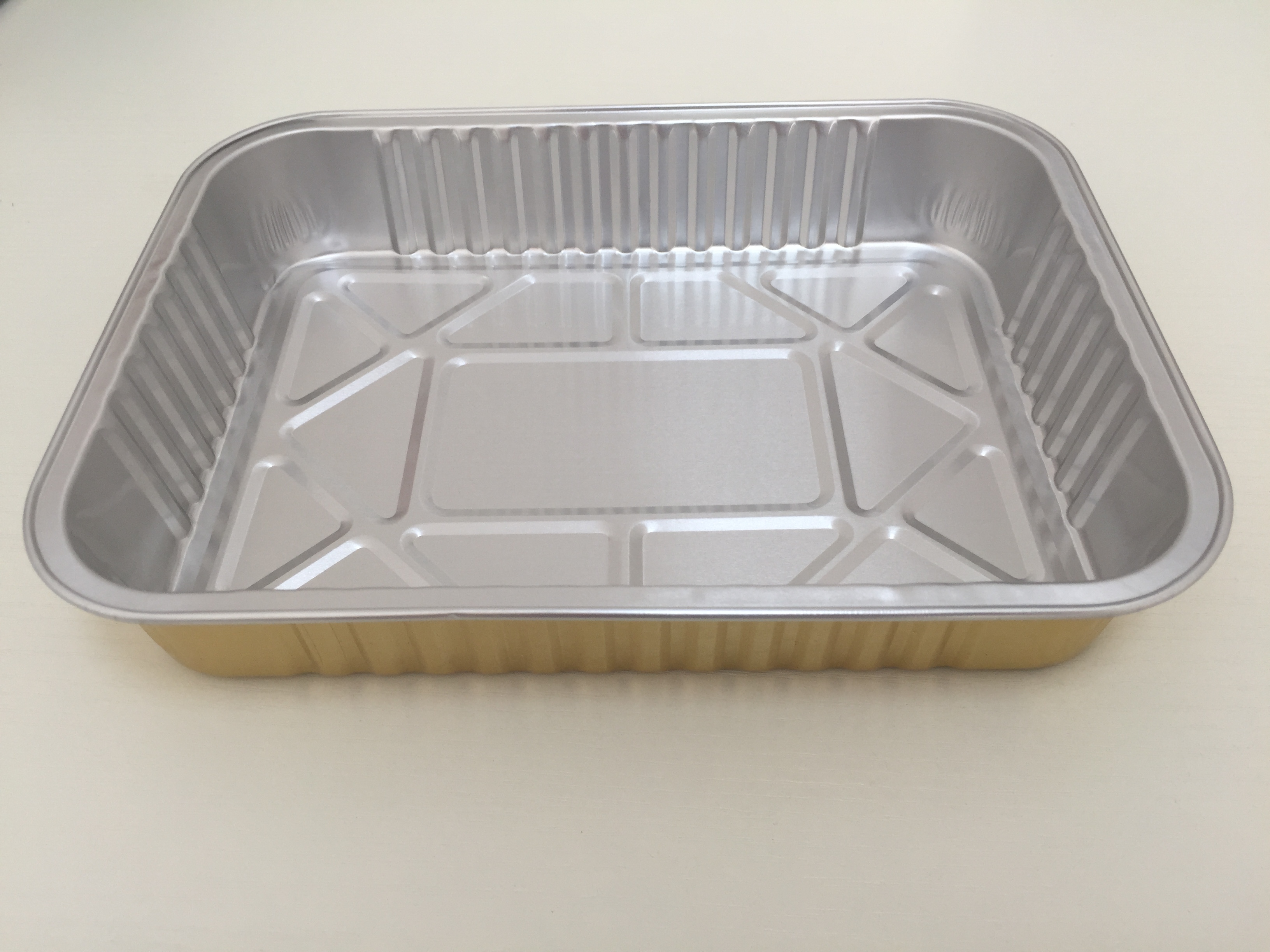 Smooth Wall Colored Aluminum Foil Square Container | BEEWAY