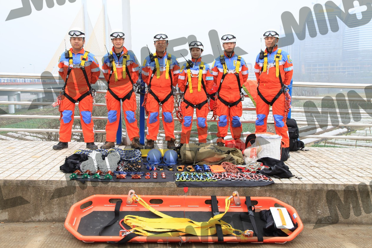 specilize in inventing and manufacturing Helicopter Basket Stretcher ...