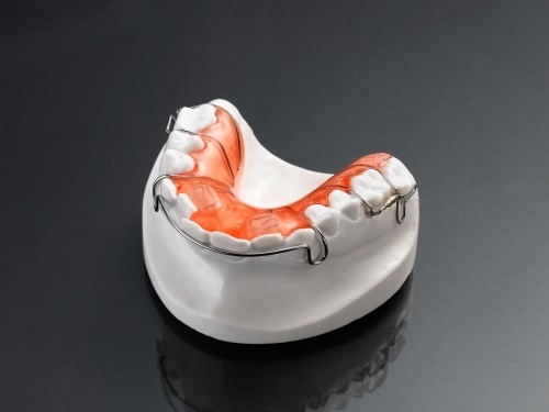 Push Spring Aligners,ORTHODONTIC APPLIANCE
