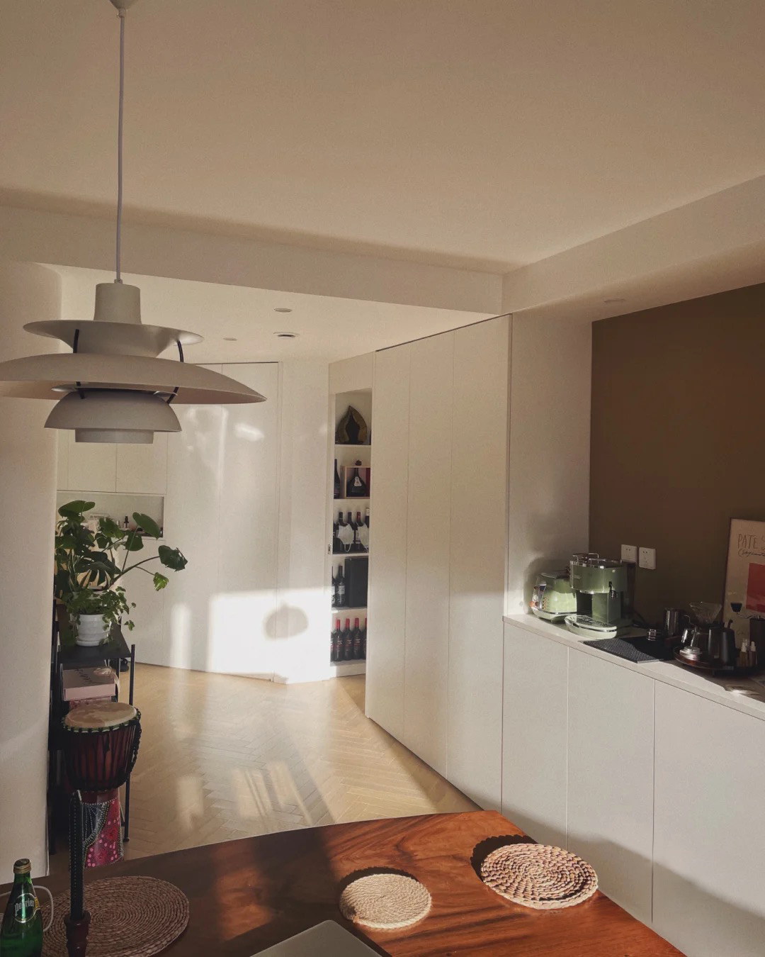 Yii Lighting offers various kinds of modern lighting fixtures to ...