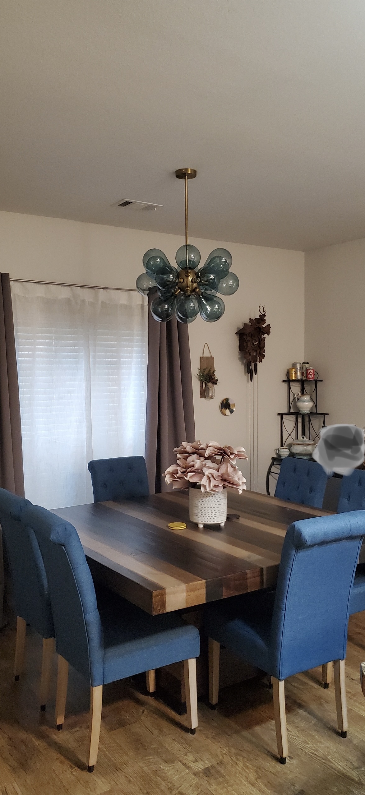 Yii Lighting offers various kinds of modern lighting fixtures to ...