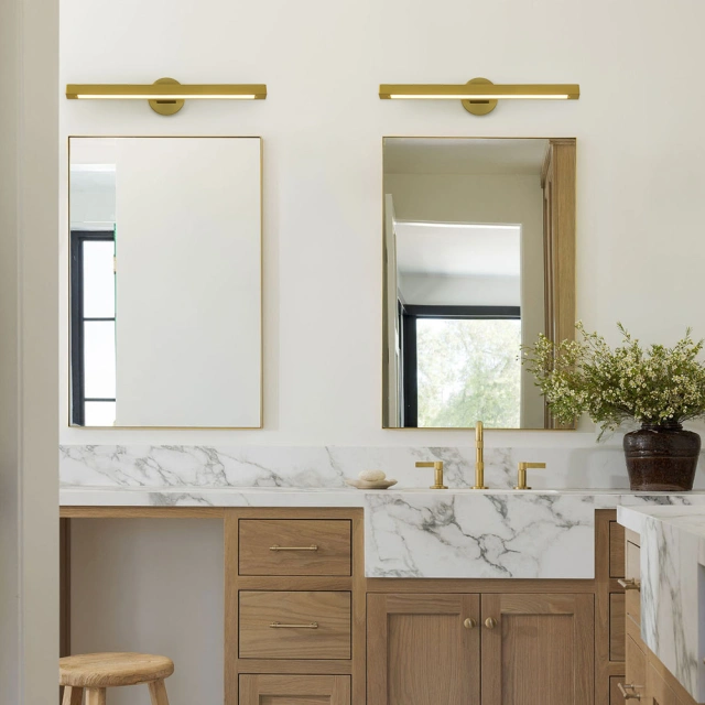 Dimmable LED Minimalist Linear Bathroom Vanity Light | yiilighting