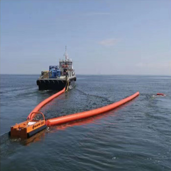 Vessel Opportunity Oil Skimming System