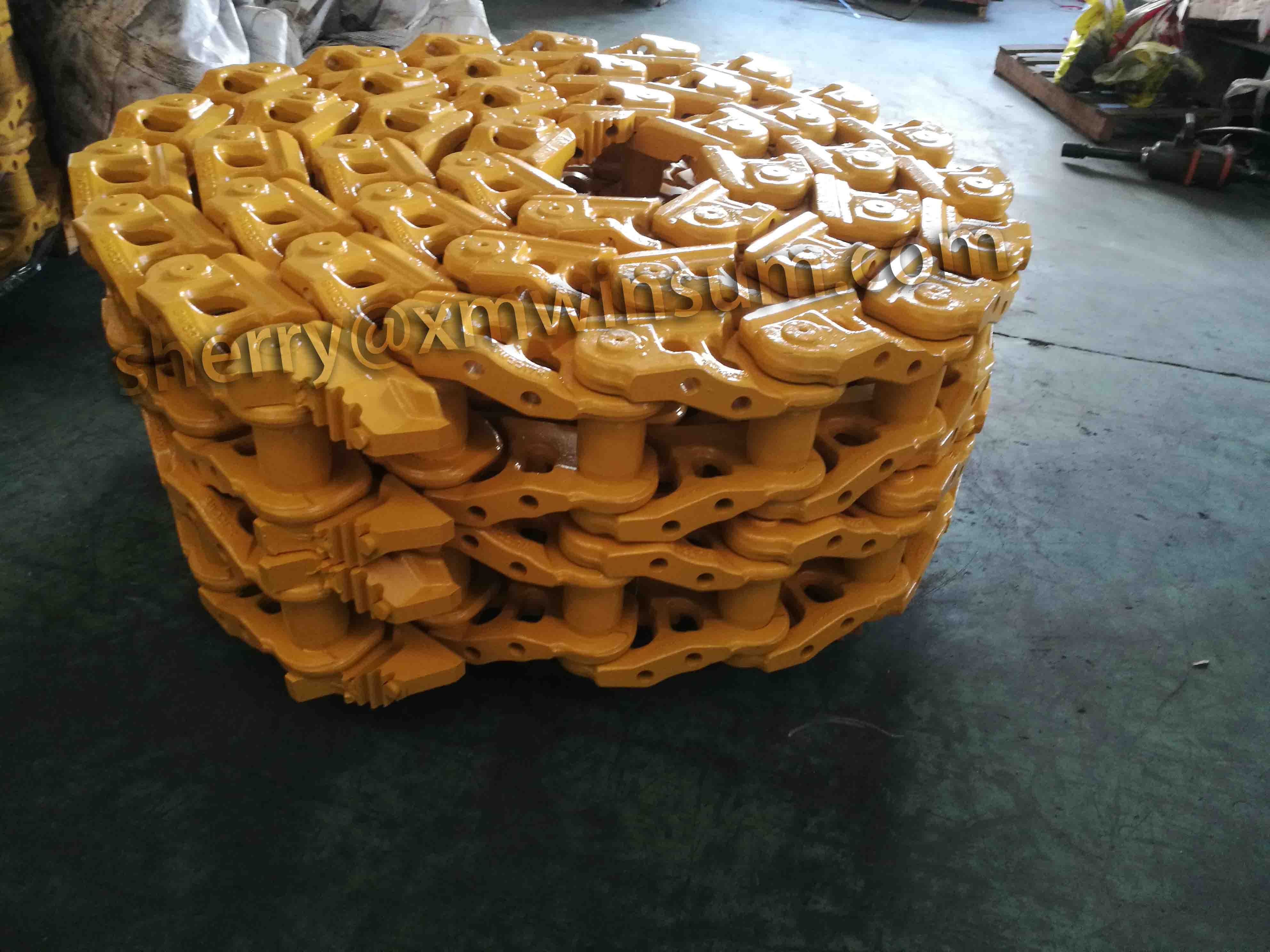 D65EX-12 D8L chain with master link (Lubricated type)