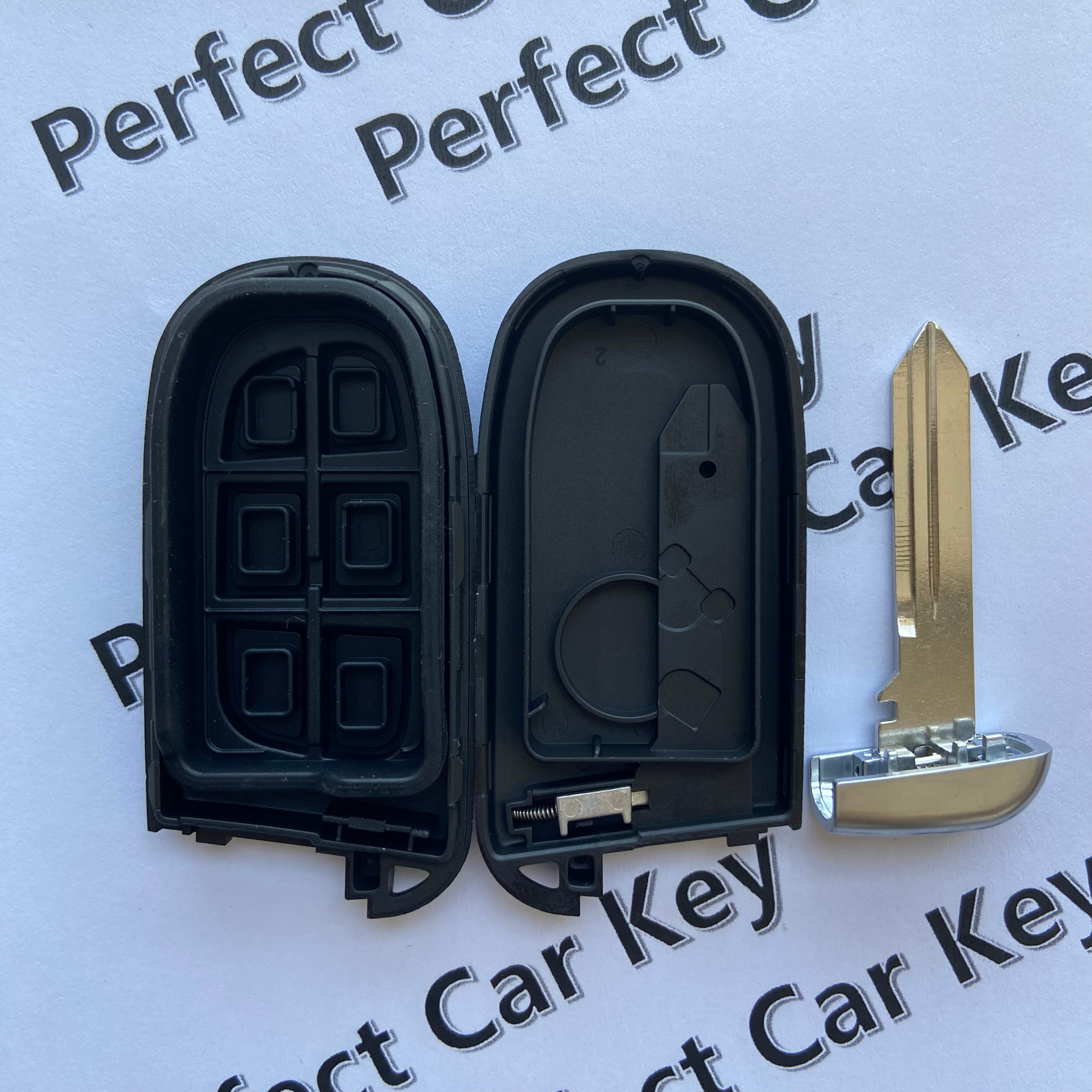Dodge 2+1 Panic Button CY24 smart remote key shells