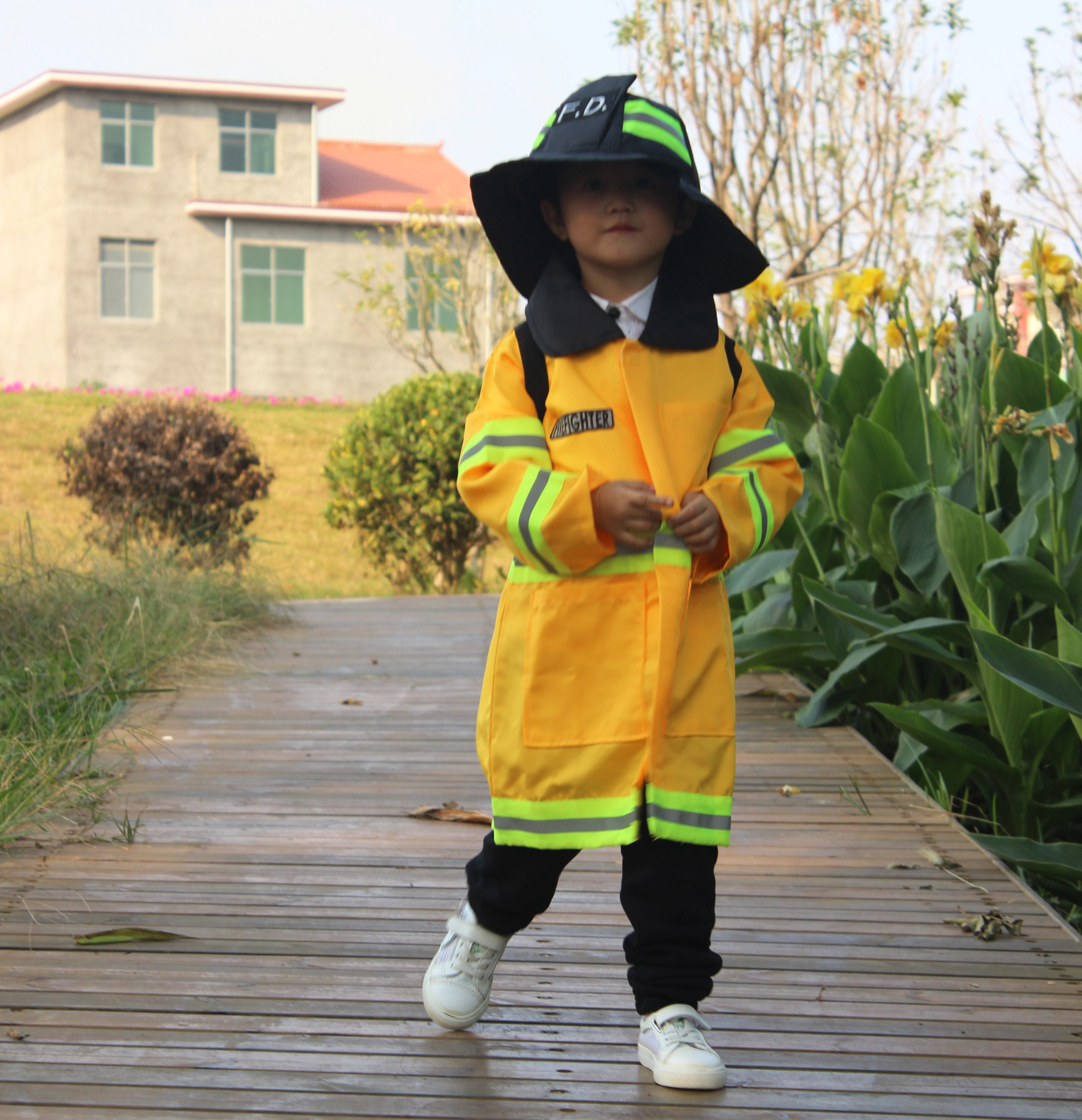 Deluxe Children Fireman Dress up Role play Costume Set