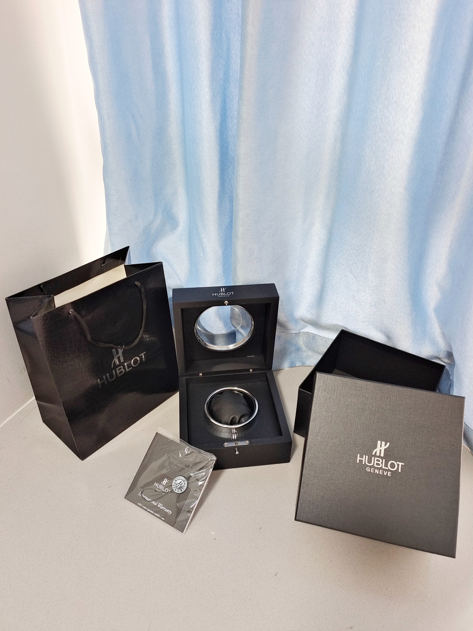 Hu blot Box,Watch Original BOX