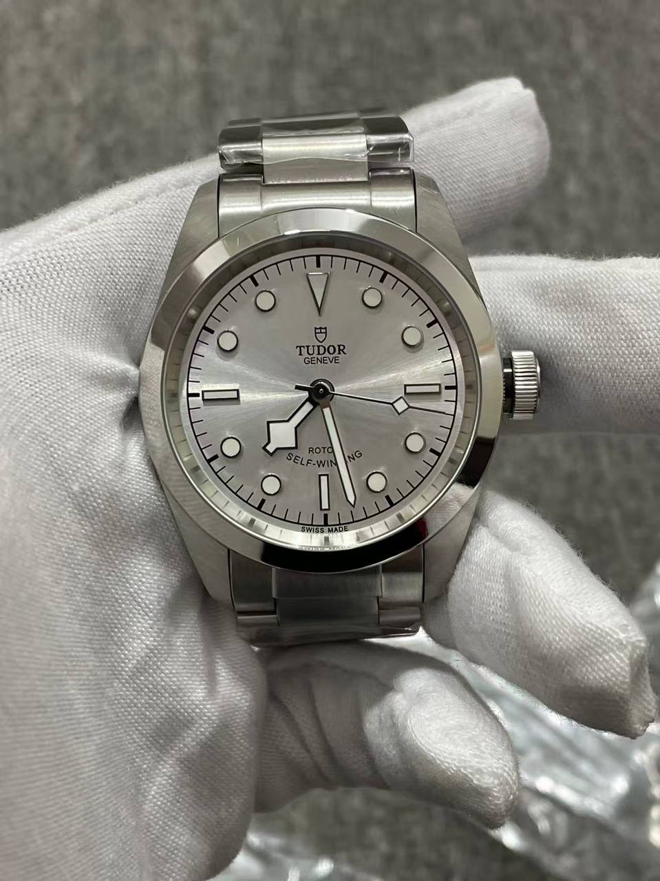 tudor,Tudor