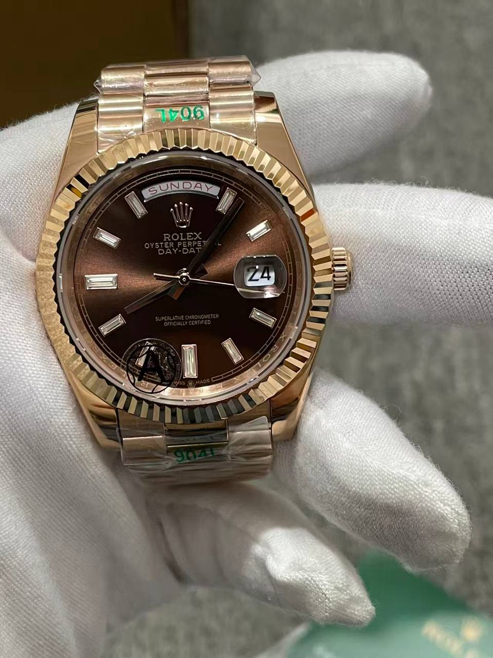GD factory with miyota movement ,, sapphire glass,DAYDATE