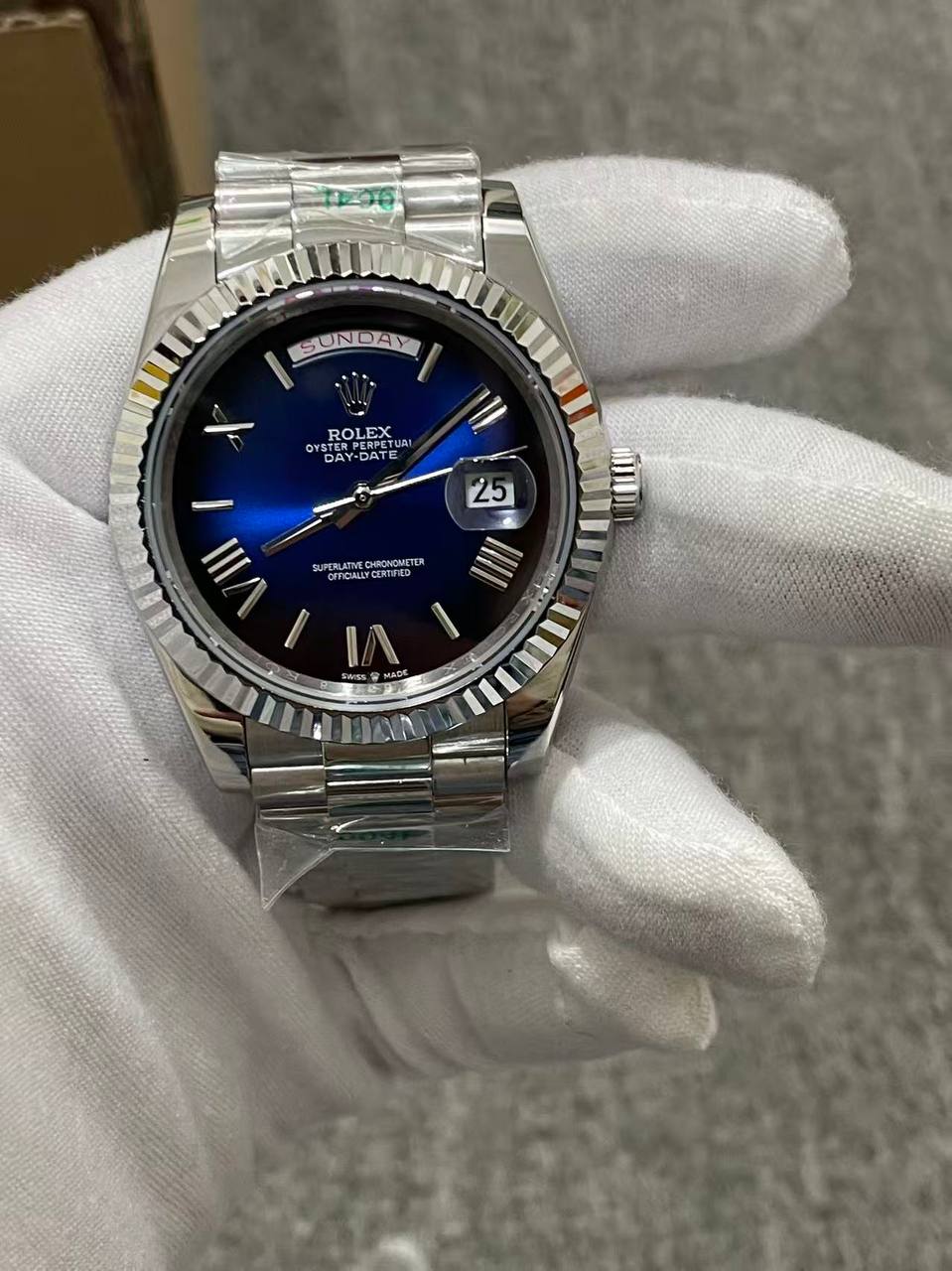 GD factory with miyota movement ,, sapphire glass,DAYDATE