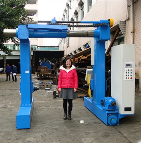 CM2500 self-traversing magnetic pay off