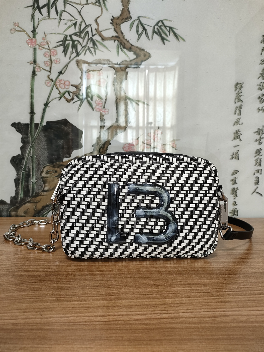 BYL Woven Messenger Bag,B&L