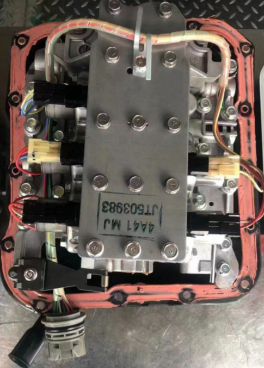 F4A41 F4A42 Auto Transmission VALVE BODY For MITSUB ISHI Gearbox F4A42 ...