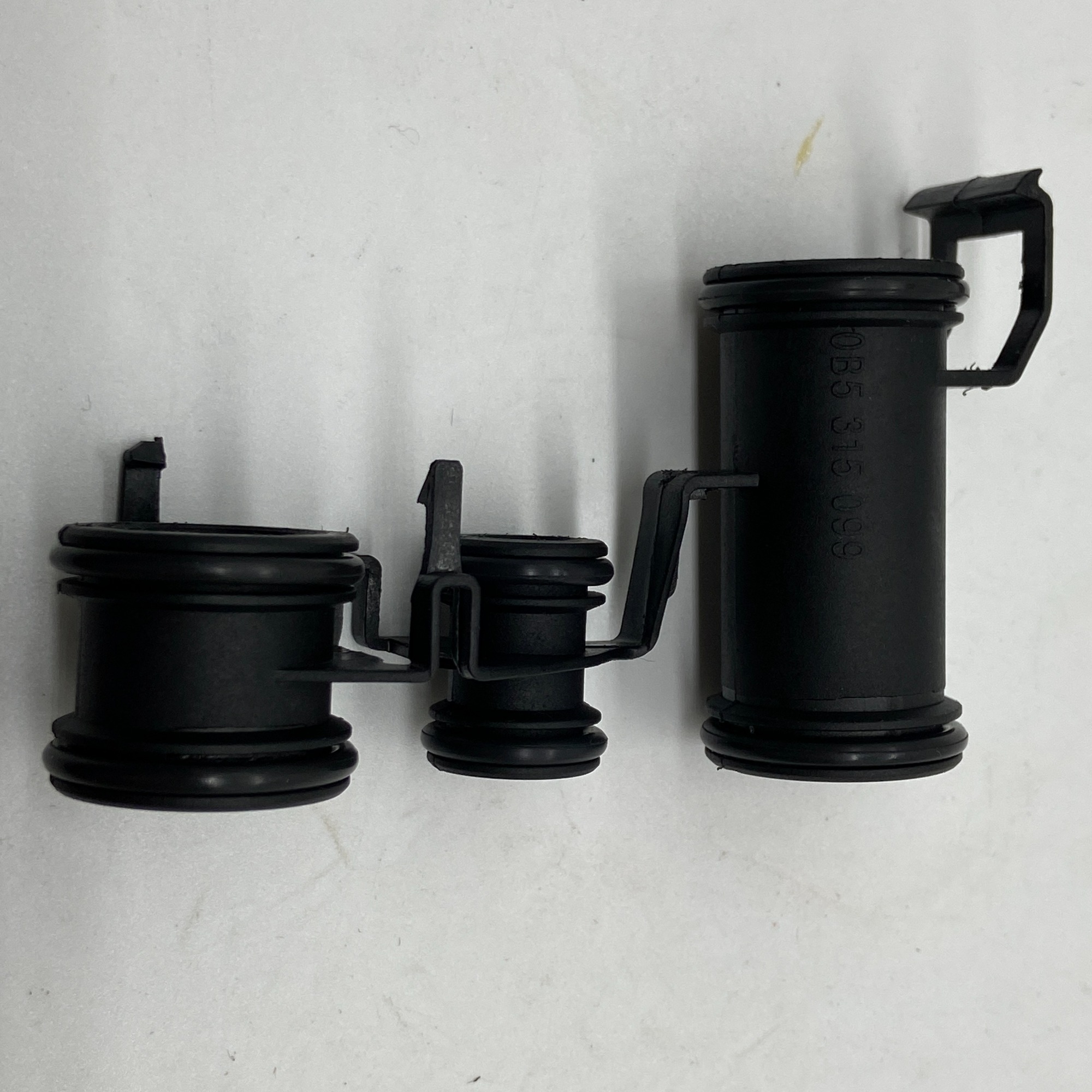 0B5-0040-AM VALVE BODY TO PUMP OIL FEED PIPE 3 pipes connected, 0B5 315 ...