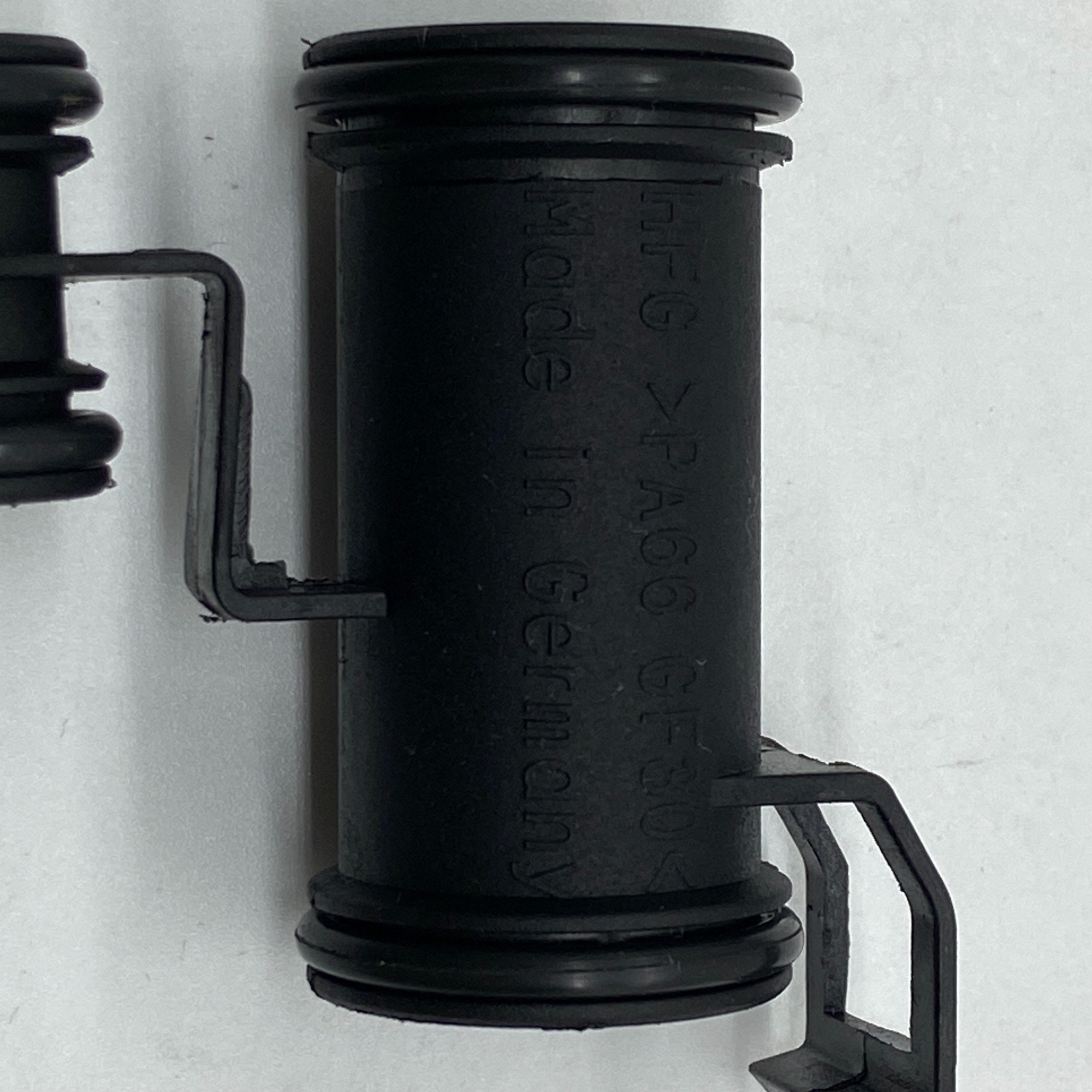 0B5-0040-AM VALVE BODY TO PUMP OIL FEED PIPE 3 pipes connected, 0B5 315 ...