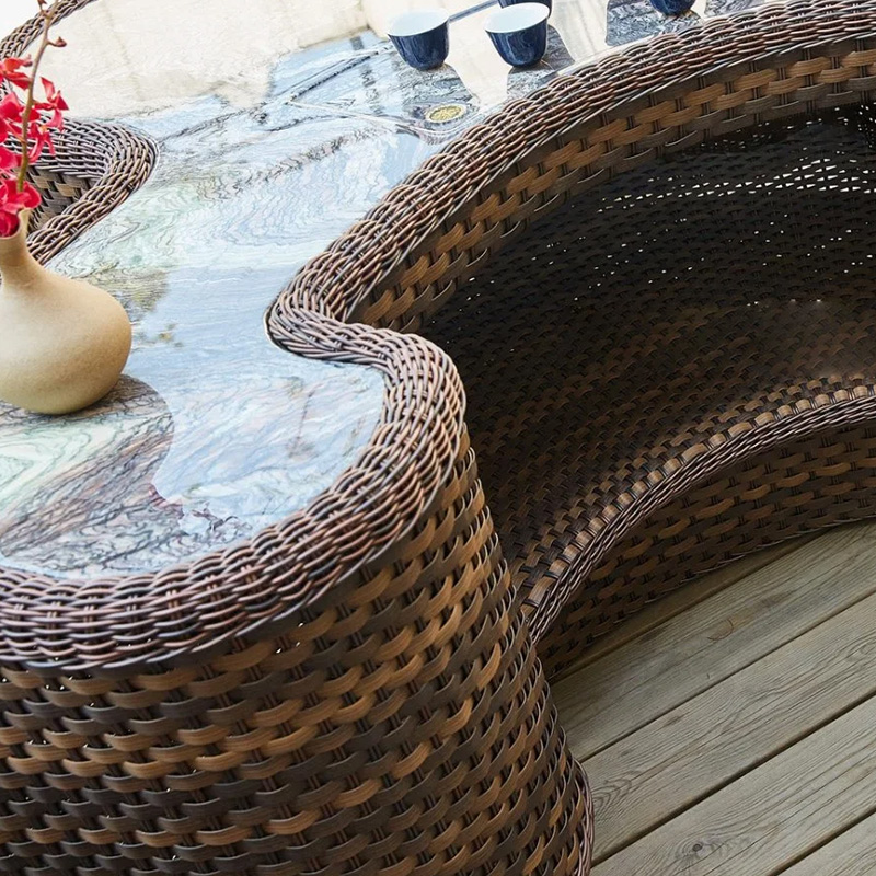 Outdoor tea table and chair set: enjoy a pleasant outdoor experience