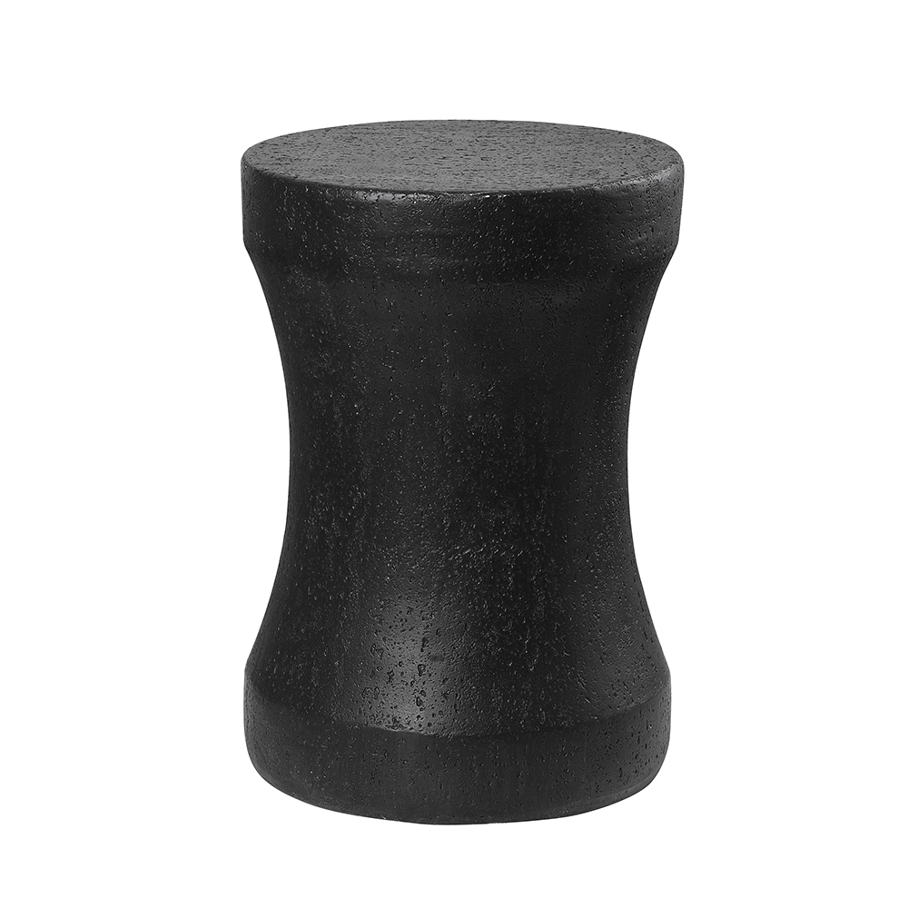 Simple and elegant round outdoor corner table