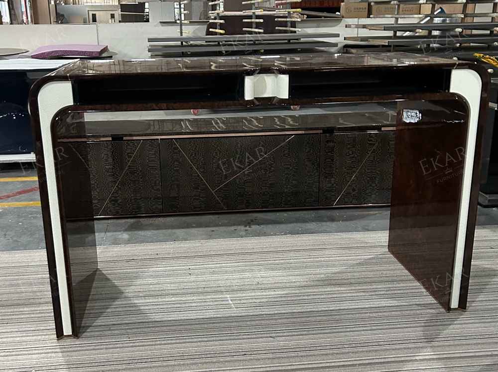 Entry hall entrance desk with wood veneer appearance
