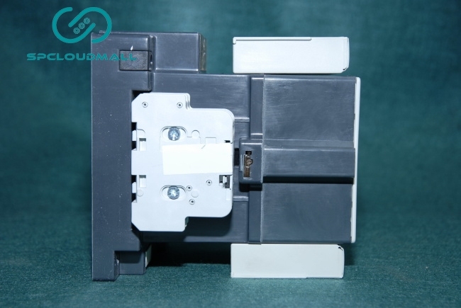 SIEMENS CONTACTOR 3TF52 22-0XM0 2NO+2NC,CONTACTOR