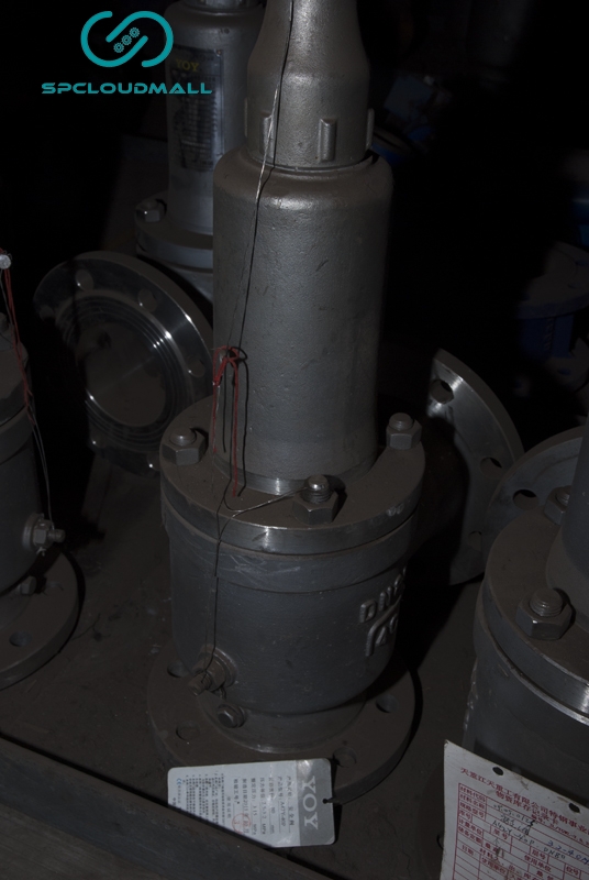 SAFETY (RELIEF)VALVE A42Y-16P DN80 SET PRESSURE 0.23MPa MEDIUM：OXYGEN,VALVE GROUP 2