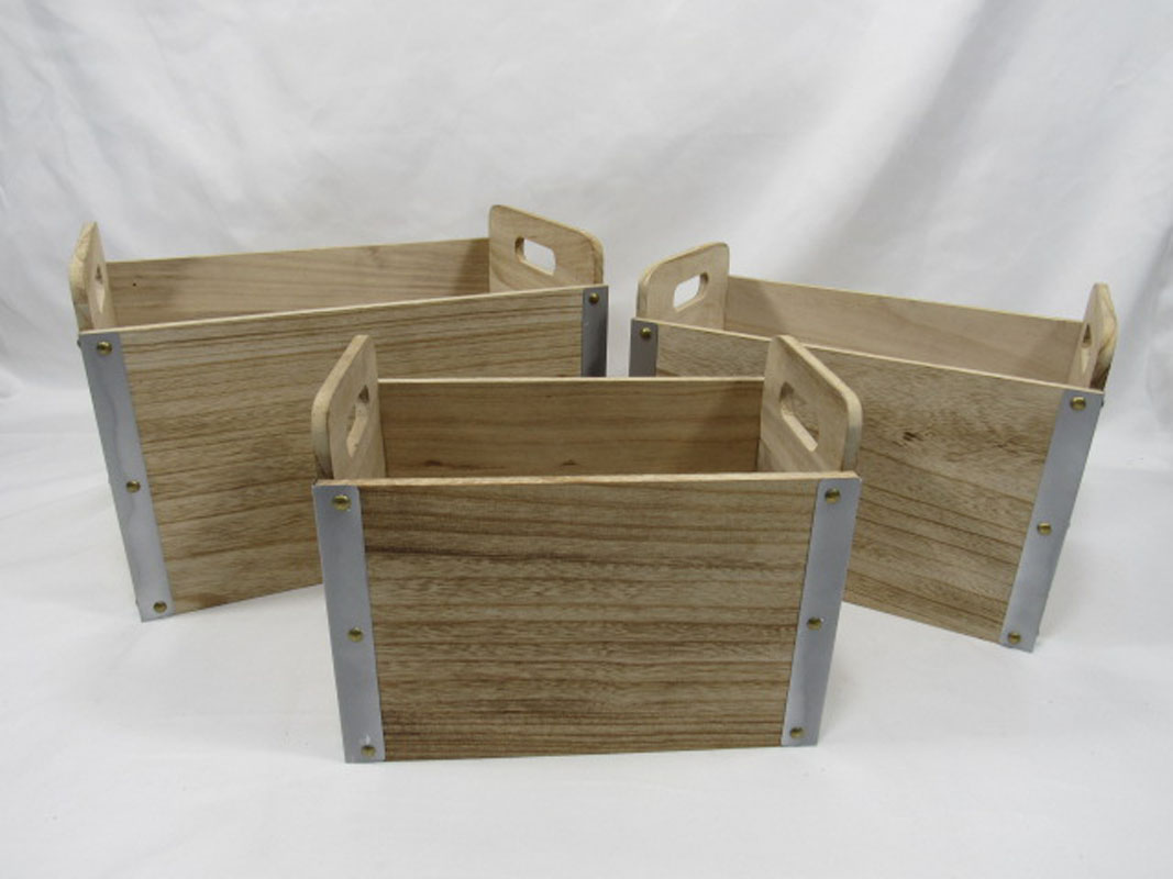 wooden crate,gift basket,wooden box