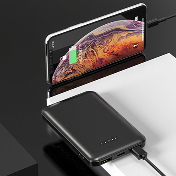super mini wireless power bank 5000mAh,New Power Banks for 2021