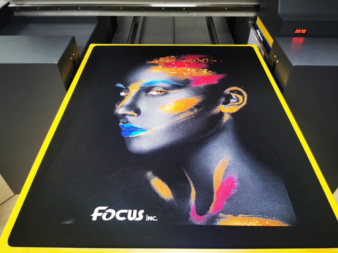 Focus Inc. Athena Jet Plus Industrial DTG Printer color white one pass ...