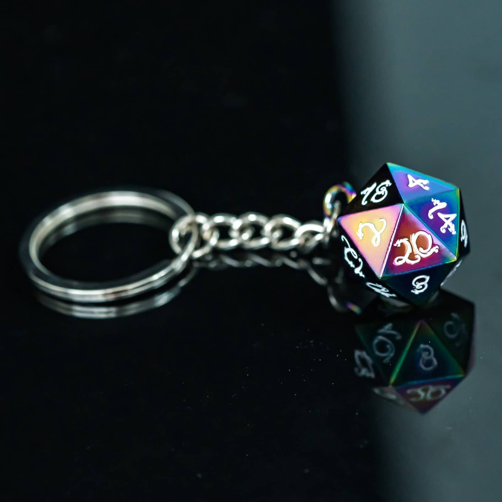 Removable Metal D20 Keychain