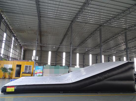 Bike airbag landing,bmx airbag landing,inflatable landing pad,mtb ...