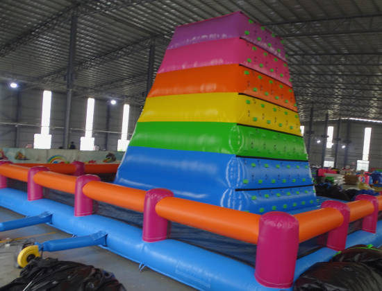 Customized Huge Inflatable Climbing Wall Rock Climbing Inflatable