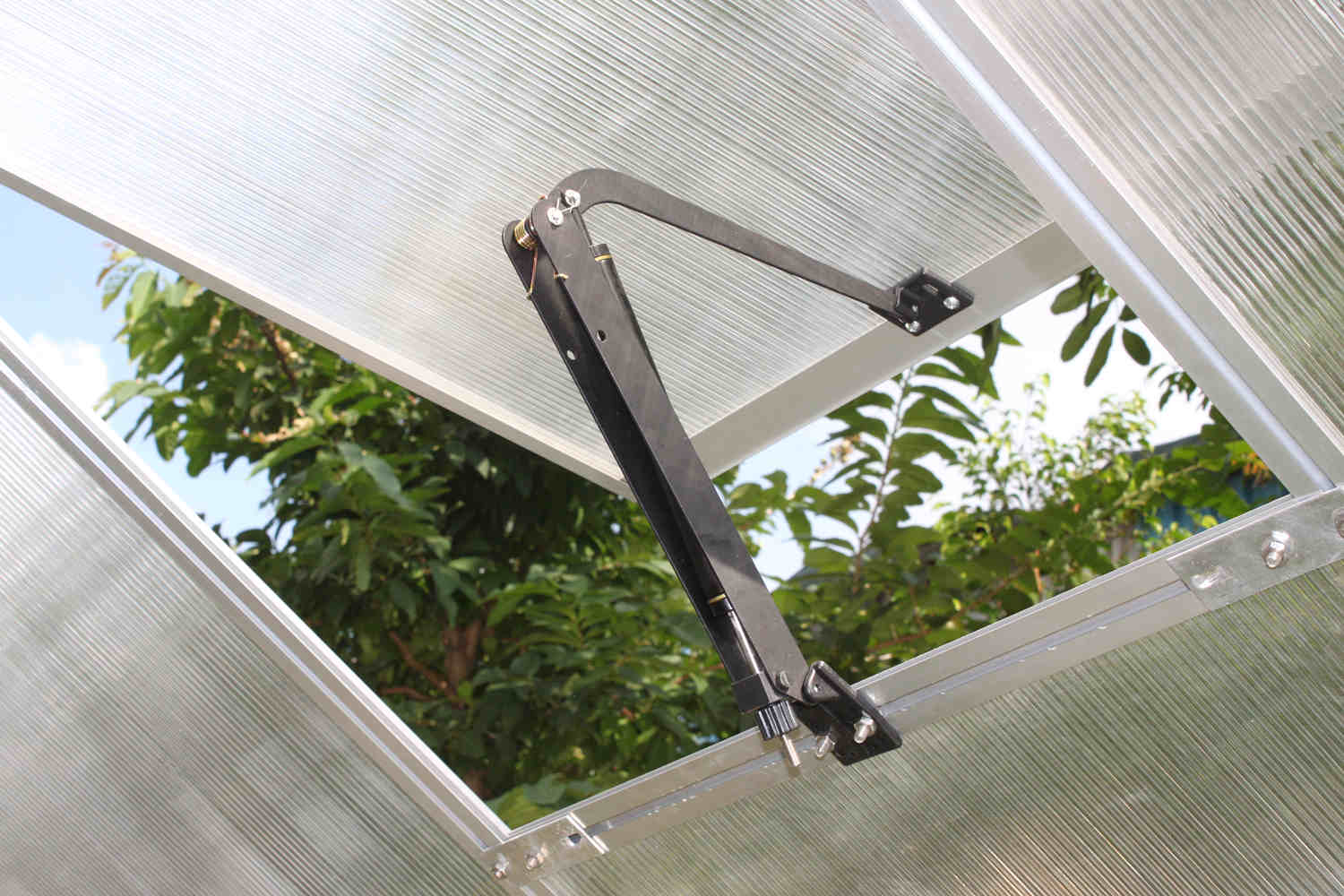 Steel bracket automatic window opener