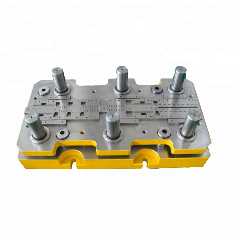 coiling motor core stamping die