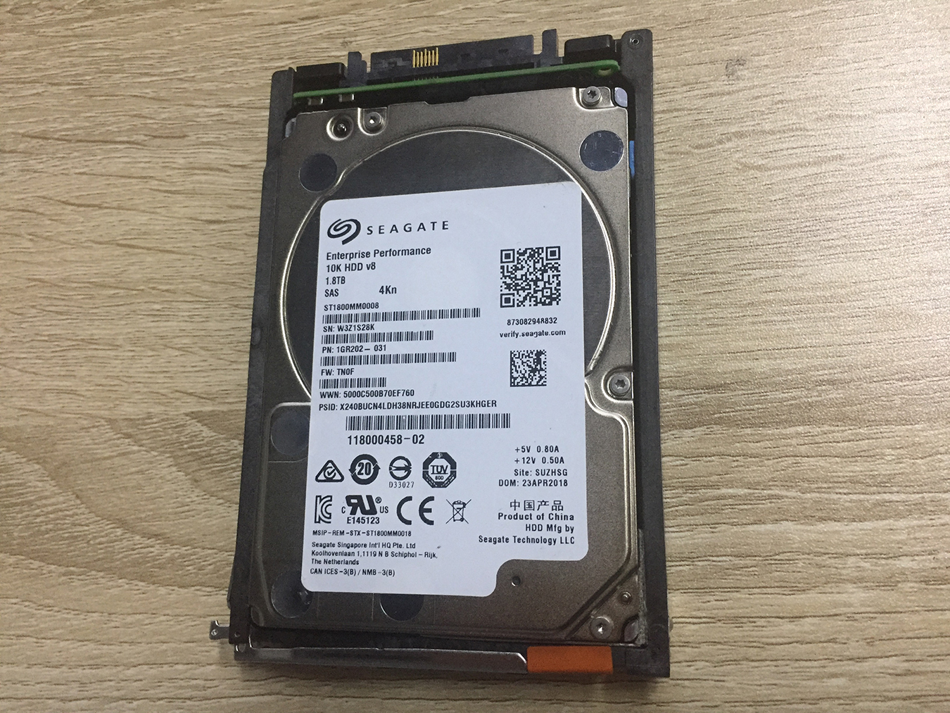EMC D3-2S10-1800 Unity 1.2T Hard Drive 005051636 HDD 005051635