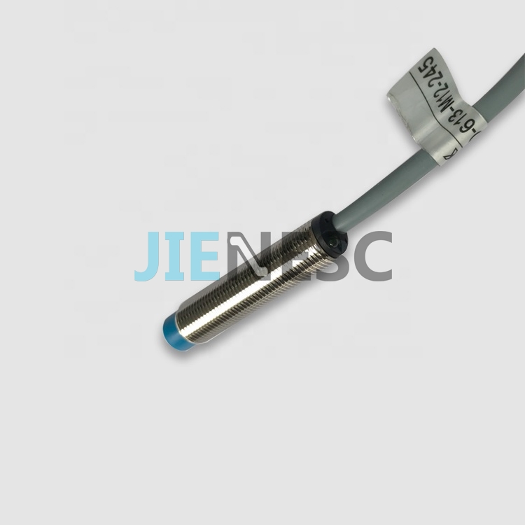 DW-AD-613-M12-245 Escalator Motor Speed Sensor for JIENESC