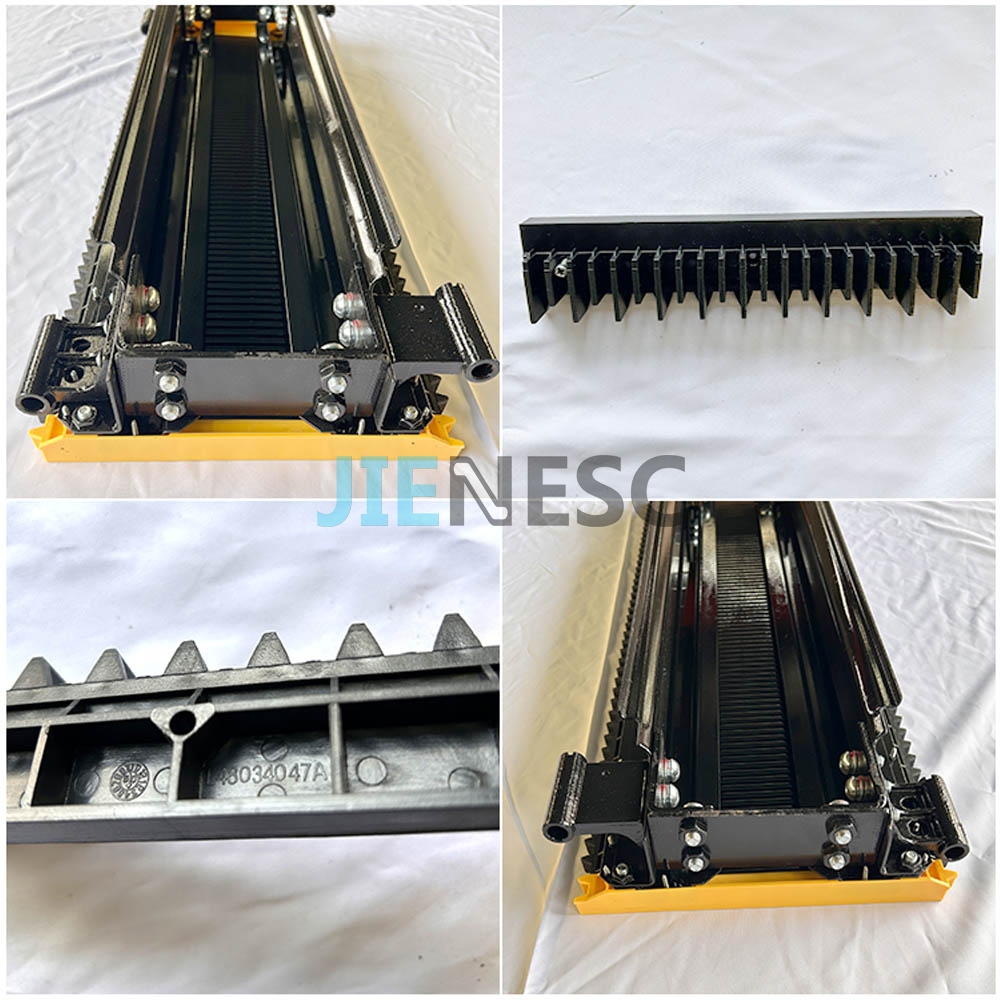 XAA26340H Escalator 800mm Travelator Pallet from factory