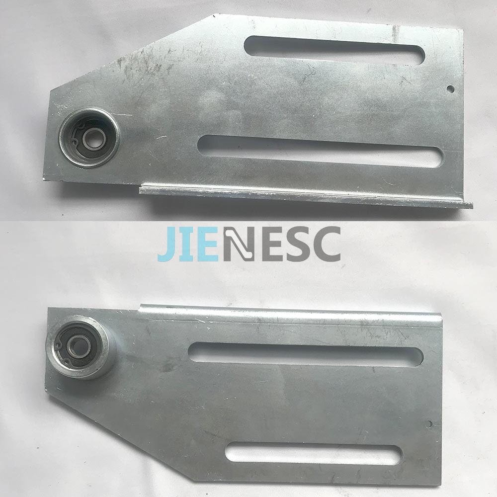 250777 Elevator door lever