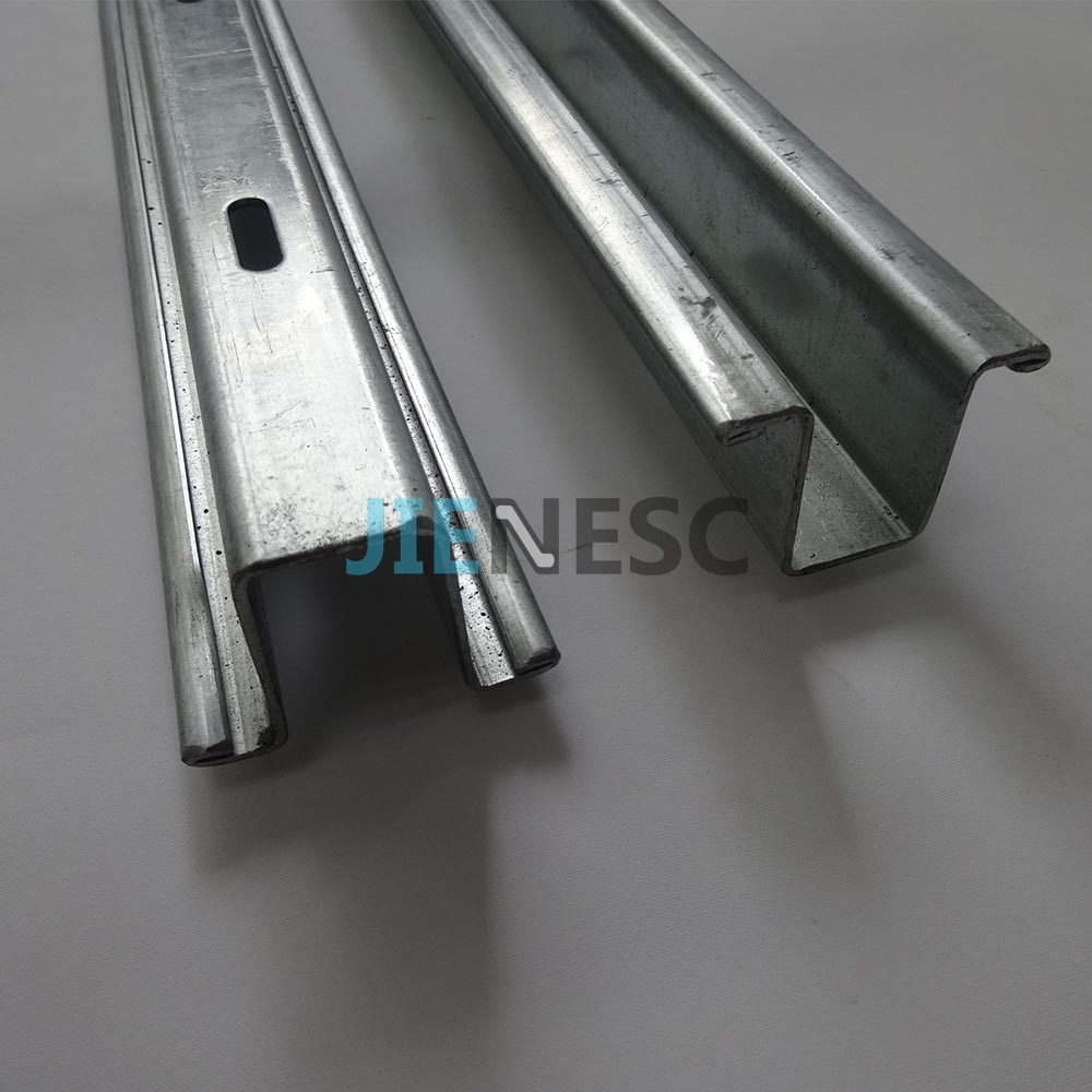 17375993300 Escalator Handrail Guide Rail