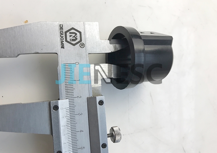 SDS315221 Black Escalator Step Axle Bushing For Escalator Maintenance