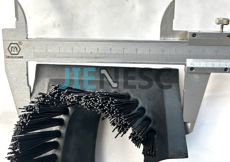 Escalator Handrail Entry with Brush from Factory