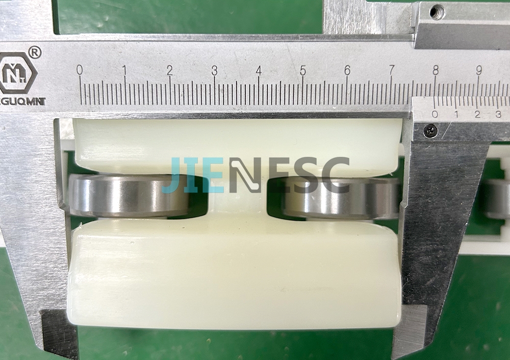 KM5071663G01 Escalator Handrail Reverse Guide 19 Rollers V Type From ...