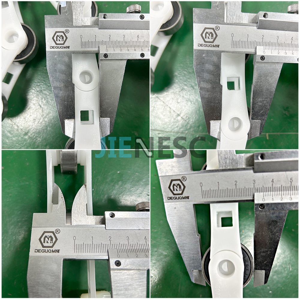 KM5071663G01 Escalator Handrail Reverse Guide 19 Rollers V Type From ...