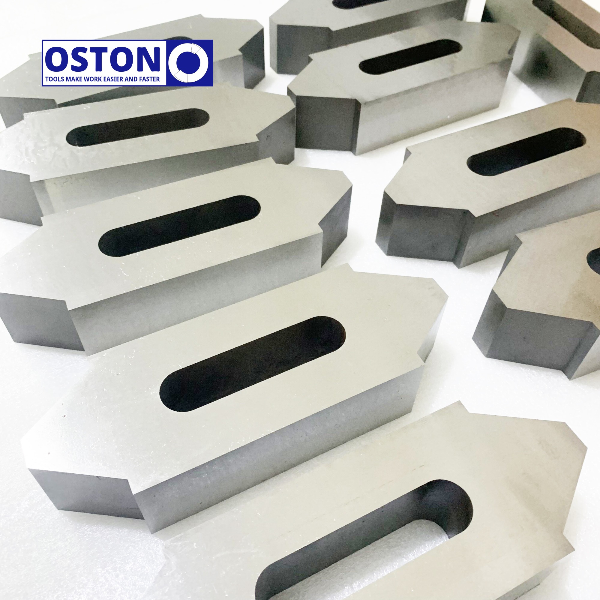 252x145x65mm Customized DC53 Crusher Knife D2 Shredder Knife for Tire ...