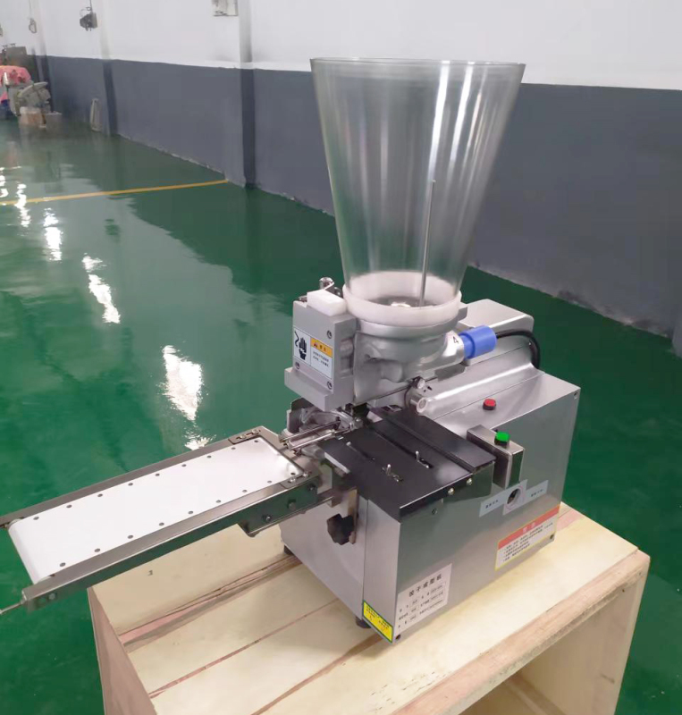 Commercial Semi Automatic Japanese Empanada Gyoza Dumpling Samosa ...