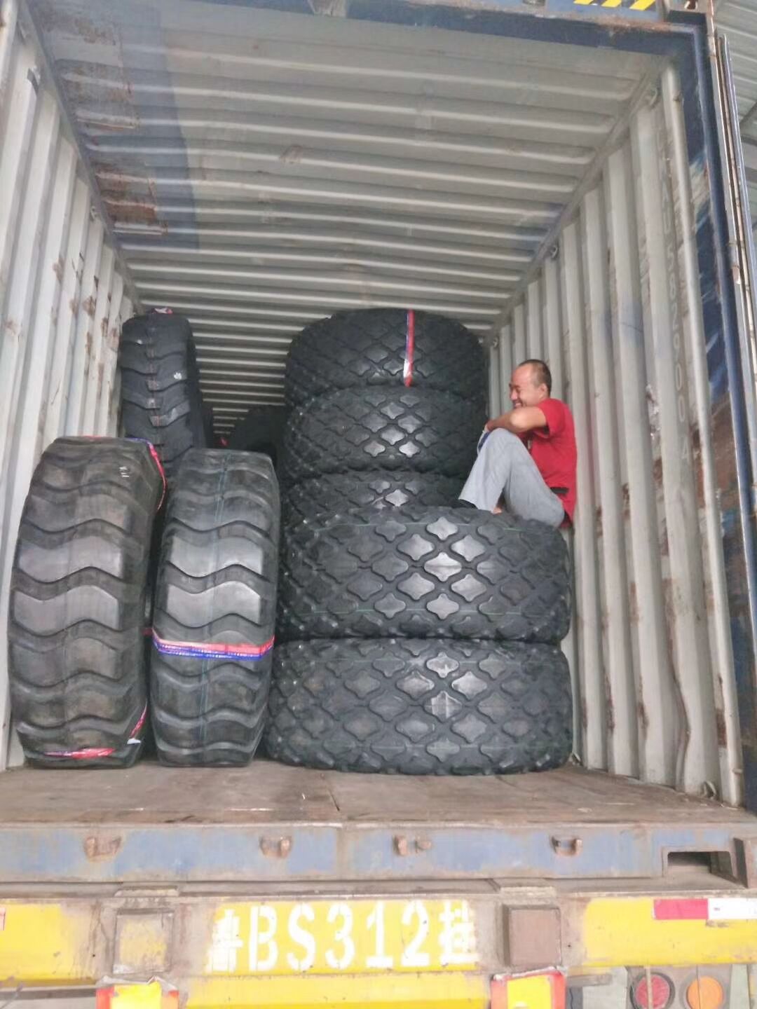 Container loading for OTR tires customers from Japan