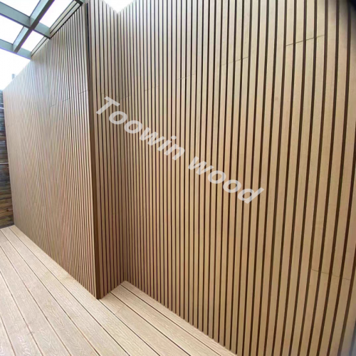 Expert of Composite Decking, Deck Tile, fence and Wall Cladding