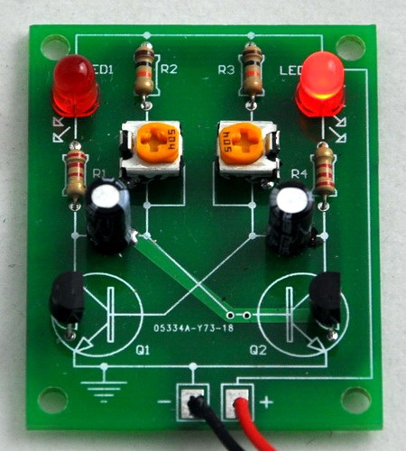 ELECTRONICS-SALON Adjustable Transistor Astable Multivibrator Circuit Learn Kit, LED Flashing ...