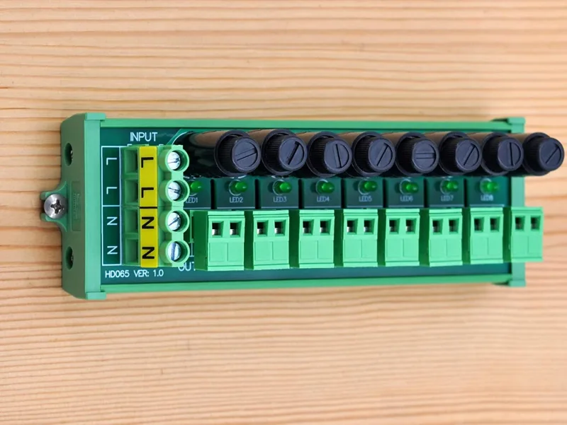 Screw Mount AC 24-250V 8 Channel Pluggable Top Wiring Terminal Block ...