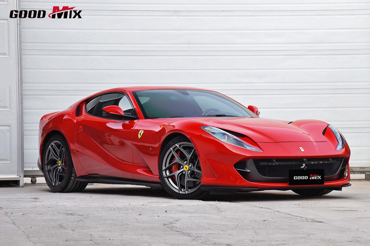 Ferrari 812 OEM Style 款干碳纤维前包角,812
